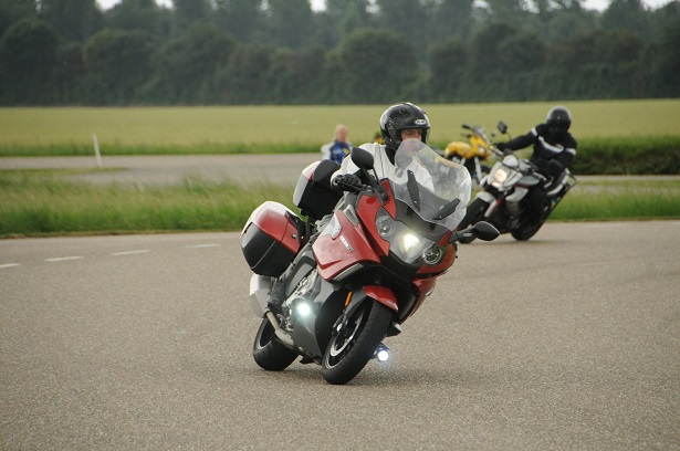Bochtentraining bij motorcursussen.nl | Be-LeefMotorrijden.nl